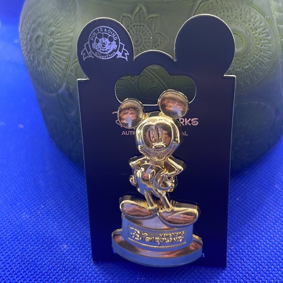 Disney | Accessories | Big Golden Mickey Mouse Statue Disney Pin | Poshmark